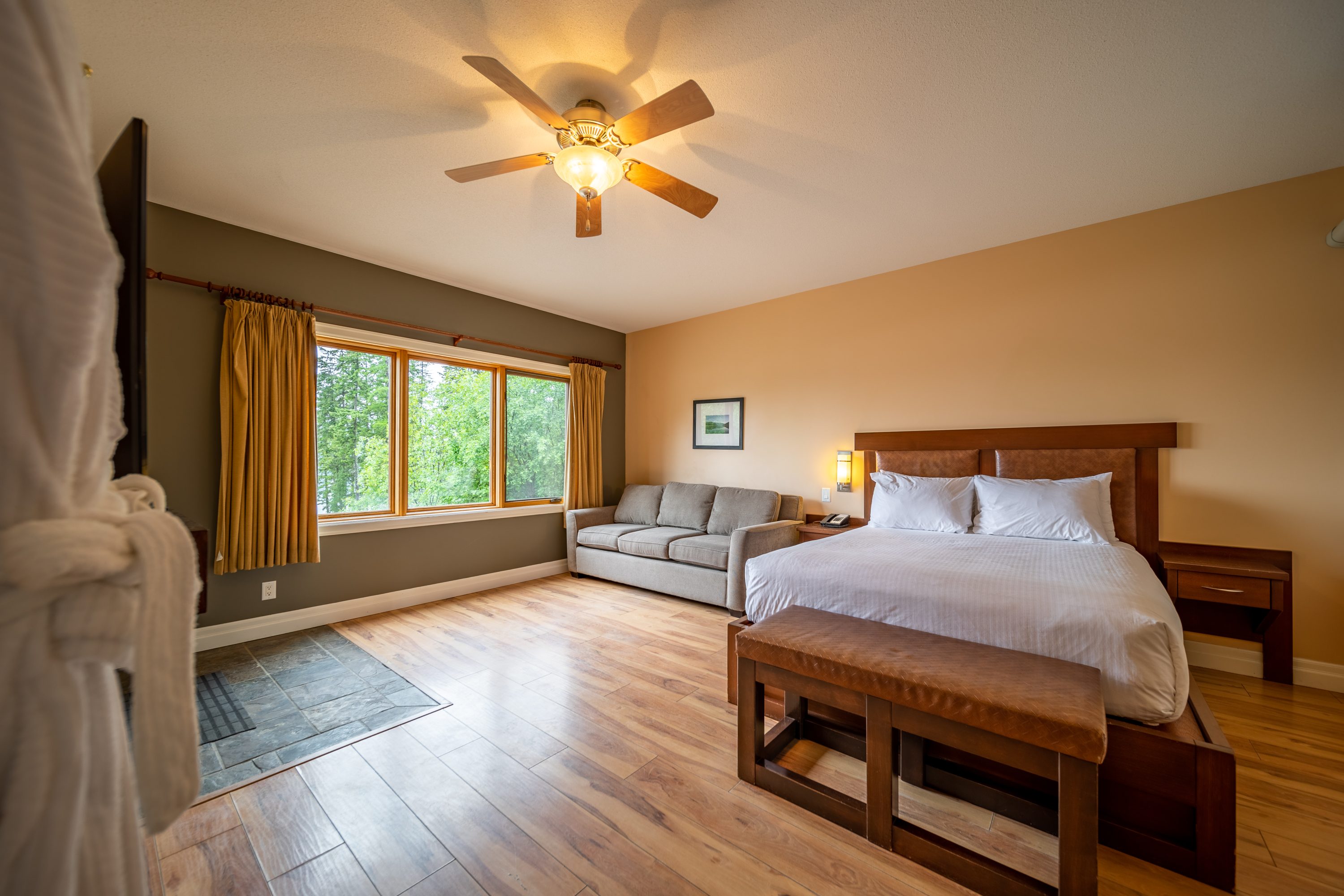 Small Studio Suites