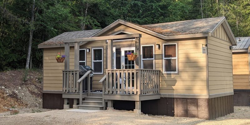 Point Cottages | Halcyon Hot Springs